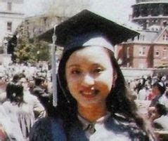 杨澜前任丈夫张一兵现状 那年26岁的杨澜坚决和银行上班的丈夫张一兵离婚 9心理
