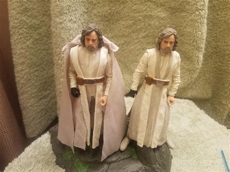 Star Wars Black Series Tlj Luke Skywalker Target Exclusive Versus Regular Version I Was