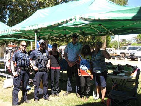 Aurukun Police Roll Up Theirs Sleeves For Aurukun Day Far North