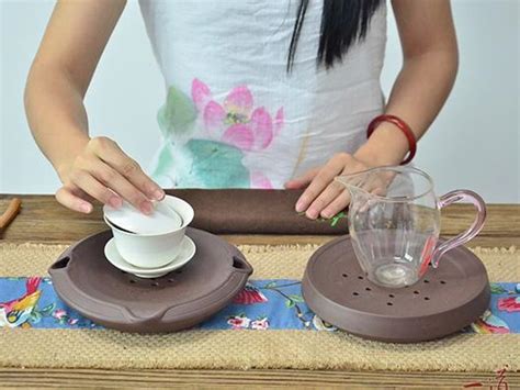 工夫茶泡法解析 如何正确使用你的盖碗