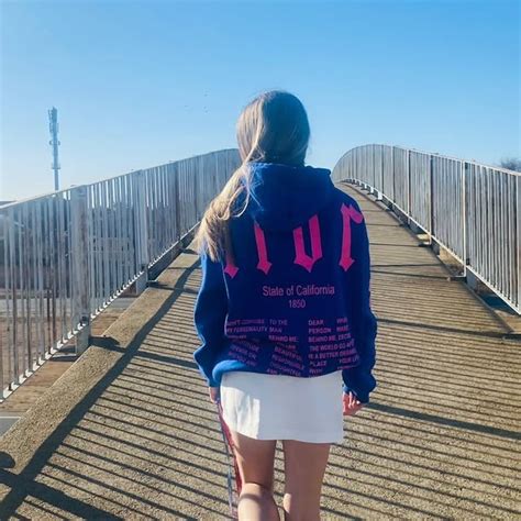 𝕾𝖆𝖘𝖐𝖎𝖆 𝕻𝖗𝖎𝖓𝖘 Saskia Prins • Threads Say More