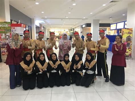 17 31 Mac 2018 Pelajar Sttj Dan Seni Aktiviti Guru Guru Dan