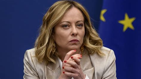 Cosa Non Torna Nelle Parole Di Giorgia Meloni Nel Video Sull Indagine E
