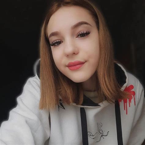 Lily Lou Skype Skyprivate Girl Profile And Live Cam Show Skyprivate
