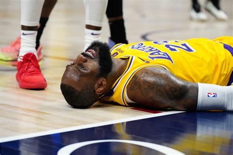 Lebron James Blunt Four Word Response To Lakers Nuggets Finish Sparks