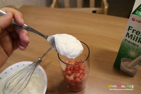 딸기라떼 만들기