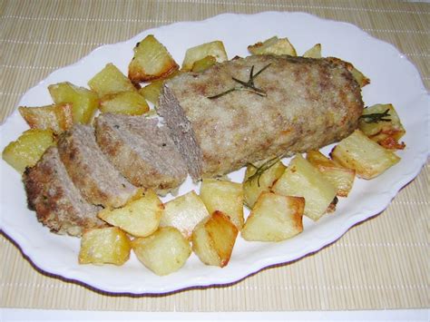 Polpettone Con Patate Al Forno In Cucina Con Zia Lora
