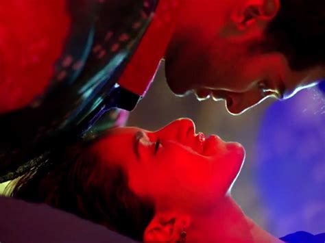 Ok Jaanu Photos Hd Images Pictures Stills First Look Posters Of Ok