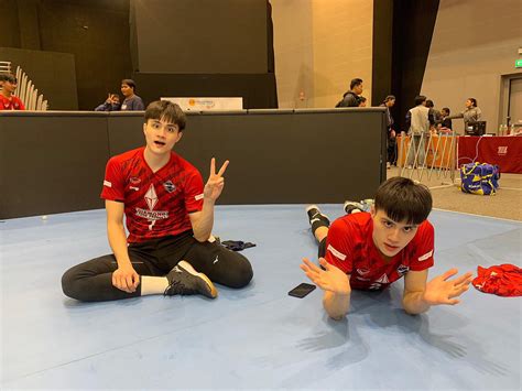 劉鴻敏 劉鴻杰 今天3：2辛苦的拿下勝利，不得不說這場比賽的對手表現真的很好，好幾顆球應該是可以得分，卻被自由球員