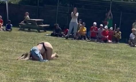 Mum Faceplants During Sports Day Race And Moons Entire Crowd