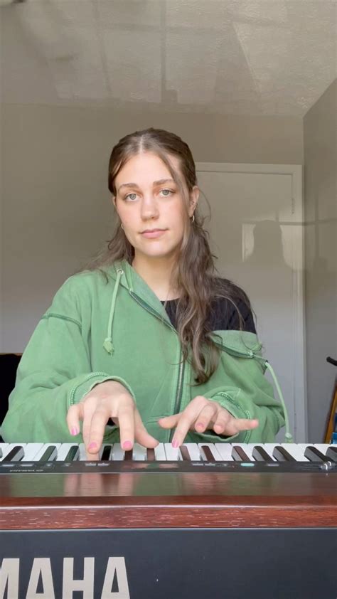 Julia Goodwin Juliagoodwin • Instagram Photos And Videos