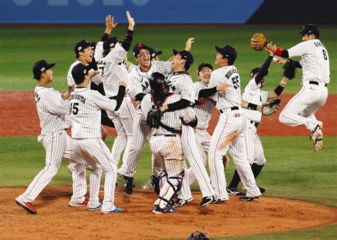 「すなわち横浜優勝」侍ジャパン金メダル！野球ファンがそれぞれの形で喜び爆発！【東京五輪野球】：中日スポーツ・東京中日スポーツ
