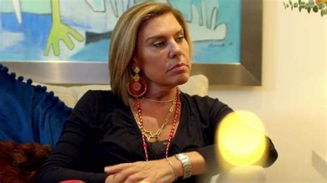 Debería jubilar no es aporte Óscar Gangas critica rol de Vivi