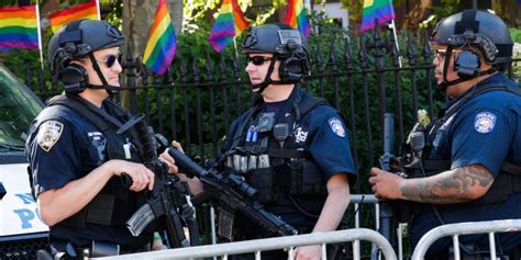 Nyc Pride Bans Cops At Events Through 2025 Scaling Back Nypd Security