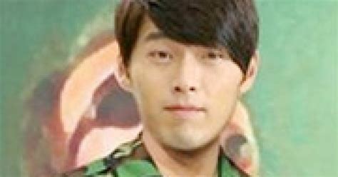 해병대 입예예정 현빈 군복입은 사진 공개 화제 개념 종결자