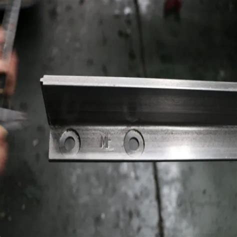 Elevator Hollow Rail Tk5a T Type Elevator Parts Guide Supplier Tk5a