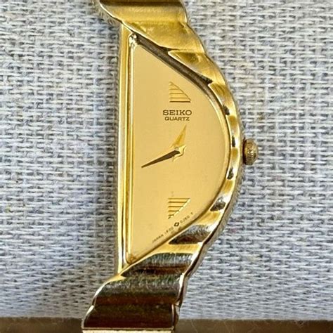 Seiko Rare Vintage Half Moon Watch 1f20 5d59 Ladies Gold Tone New