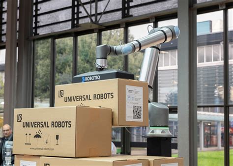 Webinar How To Get Started With Cobot Palletizing