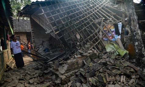 Terremoto na Indonésia deixa cinco mortos e vários feridos