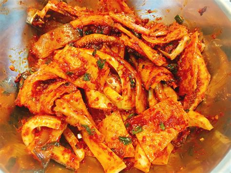 충무김밥 어묵오징어무침석박지