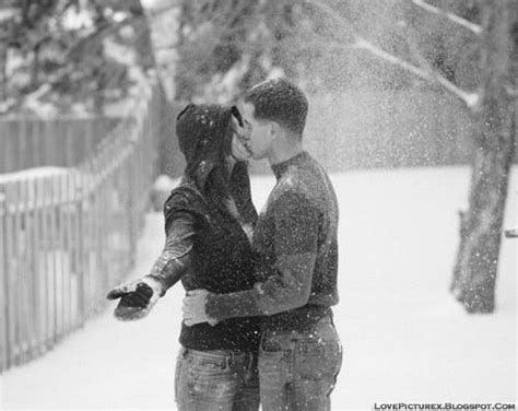 Love Picturex Cute Couple Kiss Hug Winter Snowfall Cute Couples
