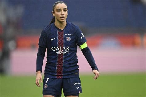 Sakina Karchaoui Avant La Finale De La Coupe De La Ligue Entre Le Psg