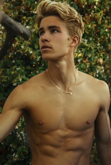 Luc Balcom Dt Model Management