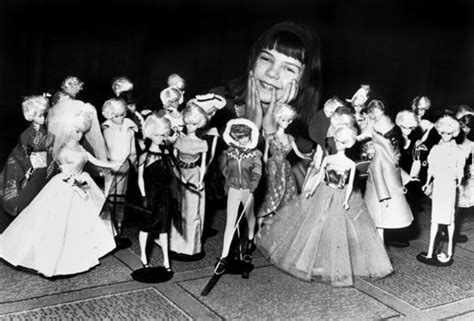 Barbie la muñeca más controvertida y famosa del mundo