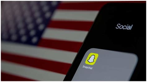 how to activate snapchat dark mode on your ios or android device legit ng