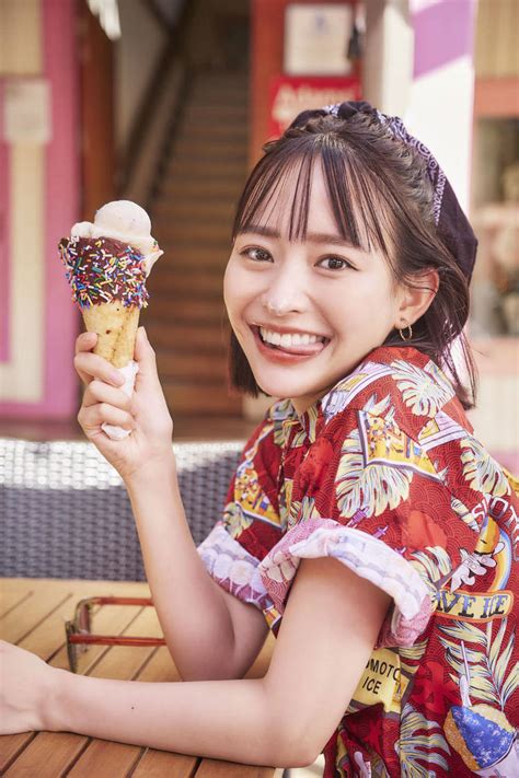 📸 画像：高崎かなみ2nd写真集『blooming Bud』より｜高崎かなみ、ハワイを舞台に輝く美スタイルを解放！ 2nd写真集発売決定