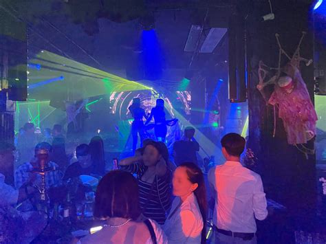 ベトナム観光 ホーチミン市 ブイビエン通り