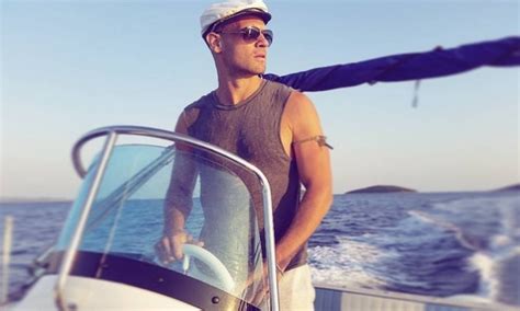 Morski Vuk Mislav Čavajda Zavodi Na Gliseru Tportal