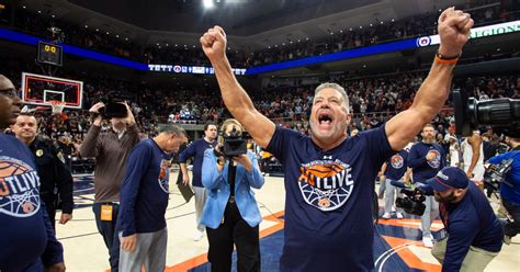 What Bruce Pearl Said After No 1 Auburn S Win Over Tennessee