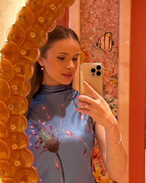 Vlada 🤍 👗 Instagram