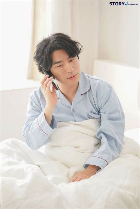 Lee Si Eon 이시언 Hancinema