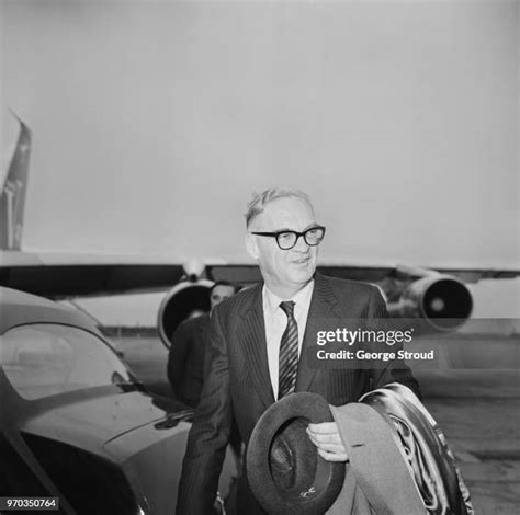 Harold Beeley Photos And Premium High Res Pictures Getty Images