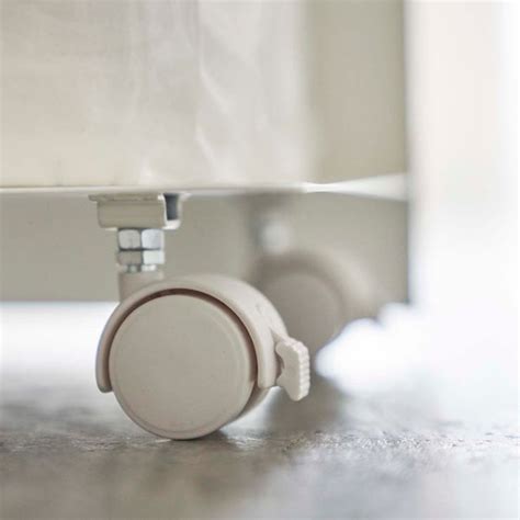 トイレットペーパー収納 袋ごとトイレットペーパーストッカー タワー 品番：krfh0014109 ｜livingut（リビングート）の