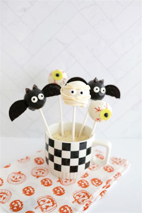 Halloween Cake Pops A Beautiful Mess