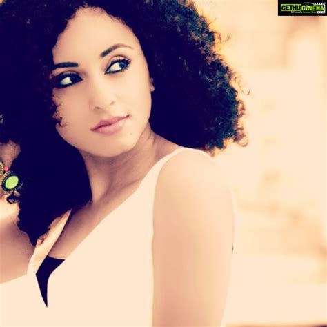 Pearle Maaney Instagram Coloured By A Fan Pearlemaaney Gethu Cinema