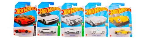Hot Wheels Paquete De 5 Carritos Deportivos De Ciudad Envío Gratis