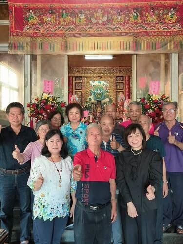 漾新聞高雄小港慈心壇信眾問事擲出「立杯」見證神蹟 民生頭條