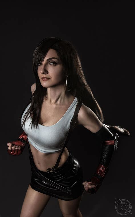 Tifa Lockhart Cosplay From Final Fantasy Vii Media Chomp