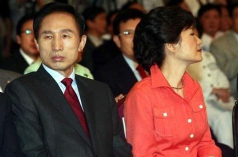 새빨간 거짓말입니다 천만의 말씀입니다 이명박·박근혜 얄궂은 운명 한승곤의 정치수첩 아시아경제