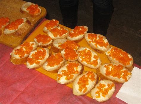 Издевка или точный расчет 7326 рублей стоит жизненно необходимый месячный набор продуктов по