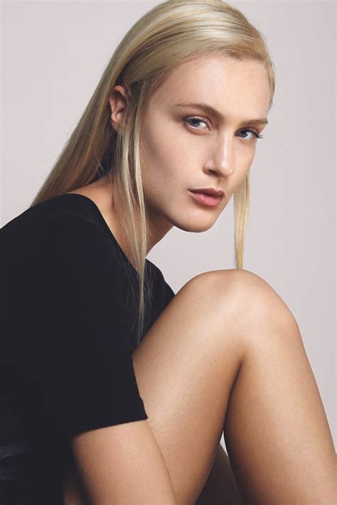 Photo Of Fashion Model Caroline Mathis Id 527218 Models The Fmd