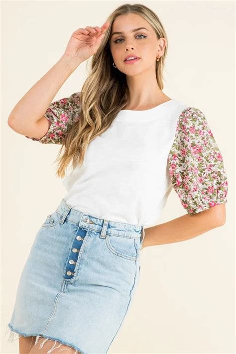Flower Puff Sleeve Top