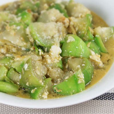 哇菜影音食譜鹹蛋絲瓜 食譜與作法 by 哇菜 影音食譜 Cookpad