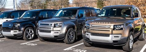 Wexford Pennsylvania USA February 4 2024 Three Land Rover Defender