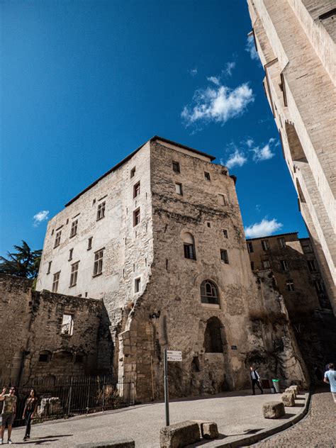 Les 17 plus beaux sites dAvignon que voir et que faire Opéra Avignon