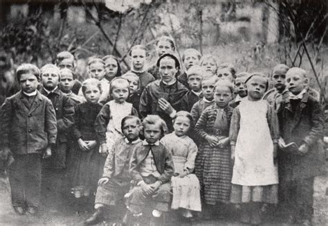 Att Gå I Skolan Sveriges Historia